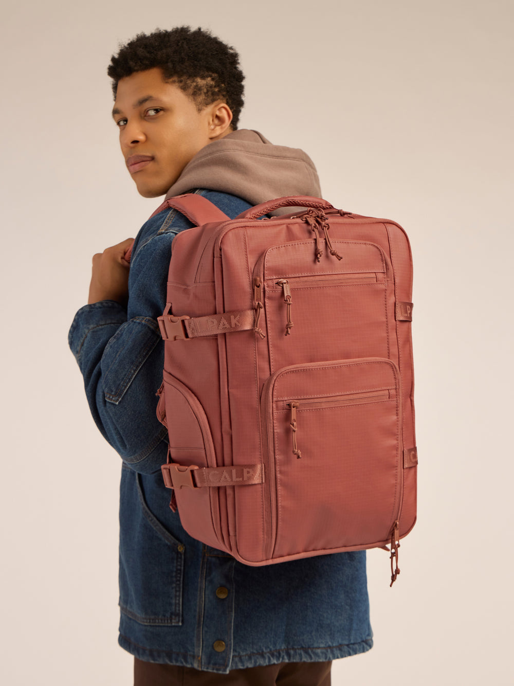 Terra 26L Laptop Duffel Backpack in Clay | CALPAK