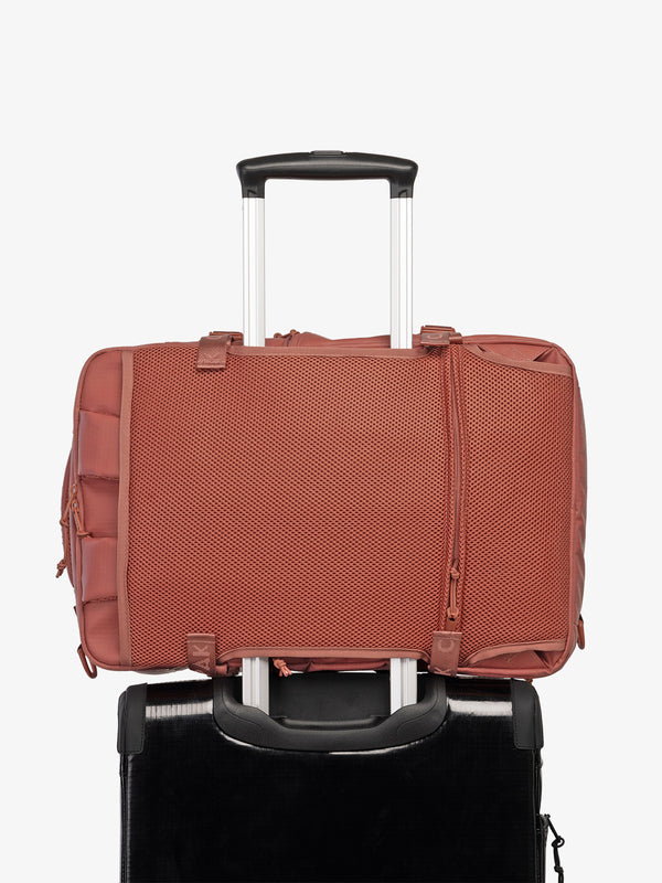 Terra 26L Laptop Duffel Backpack in Clay | CALPAK