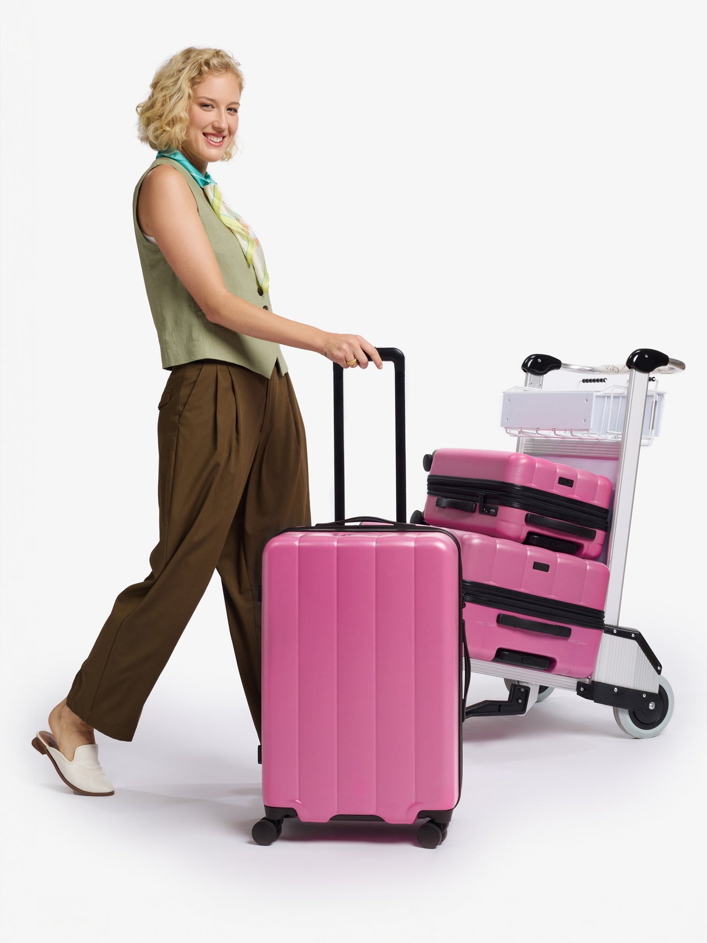 Evry Medium Luggage | CALPAK
