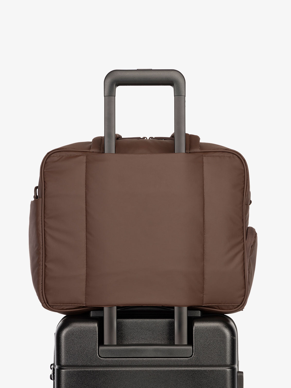 Luka Duffel in Walnut | CALPAK