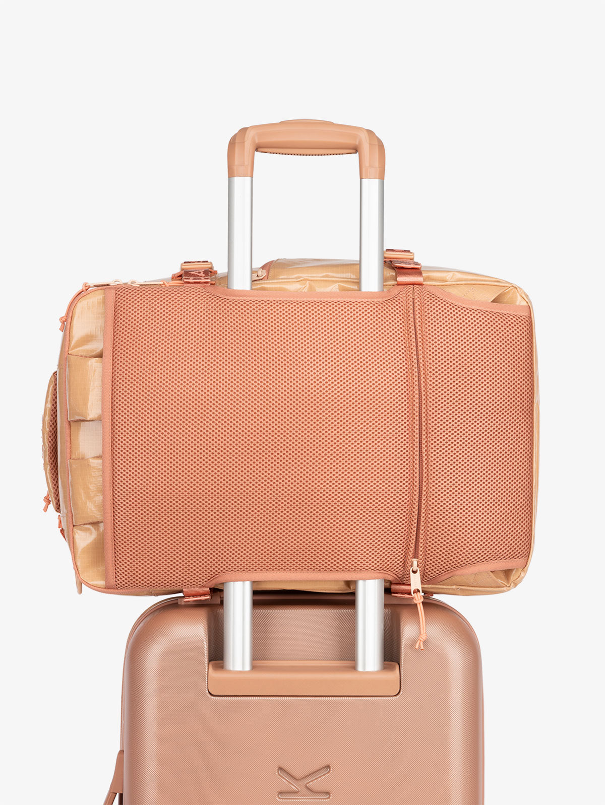 Terra 26L Laptop Duffel Backpack | CALPAK