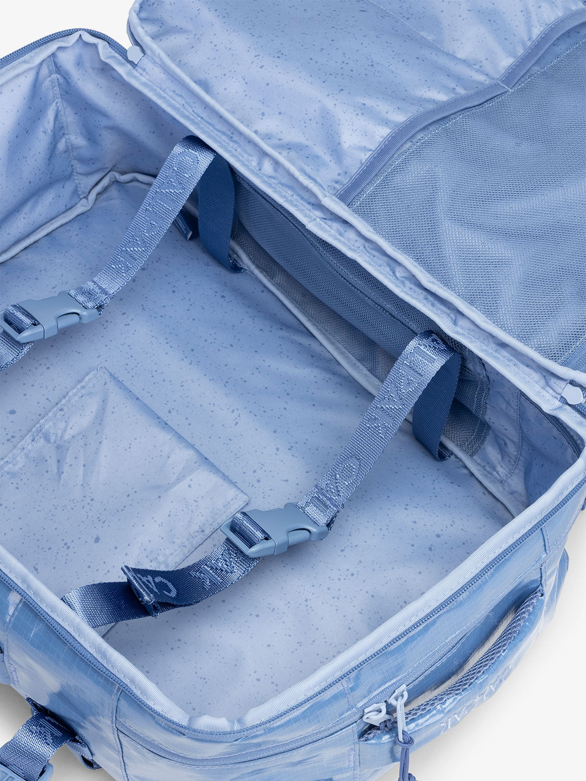 Terra 26L Laptop Duffel Backpack | CALPAK