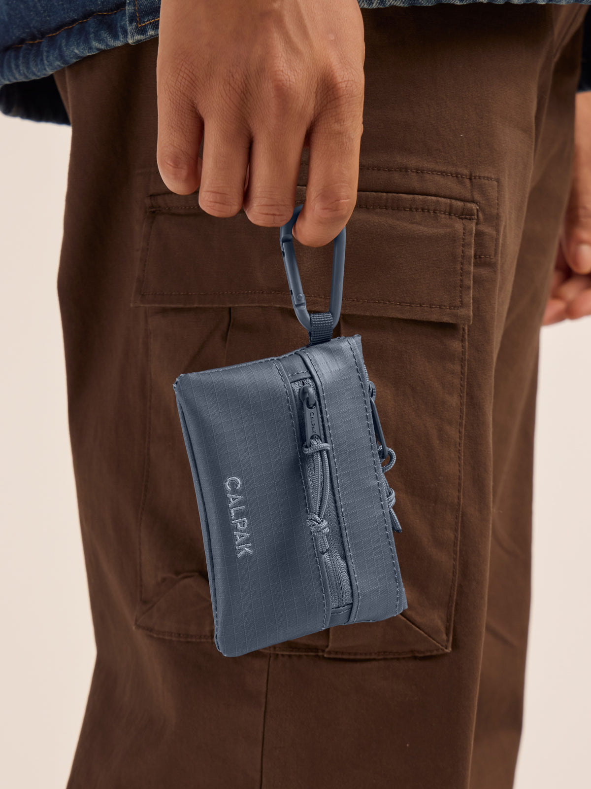 Terra Clippable Card Pouch in Indigo | CALPAK