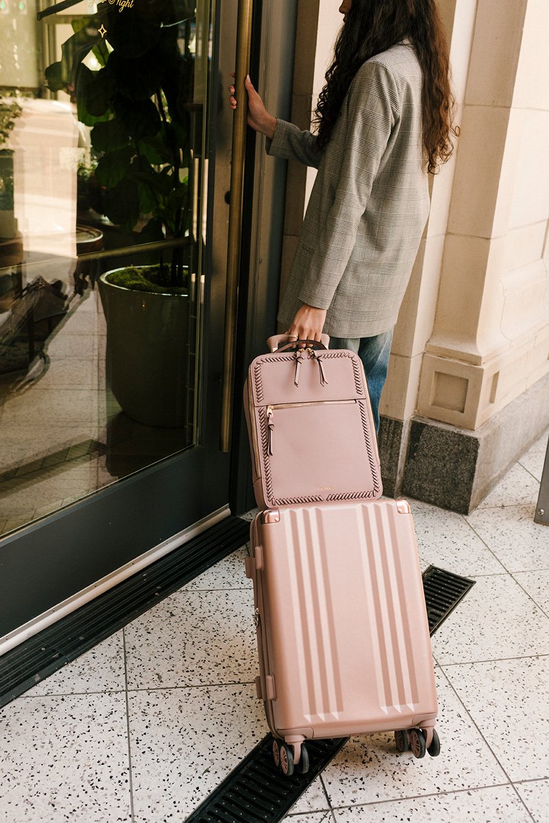 Kaya 15 inch Laptop Backpack in Mauve | CALPAK