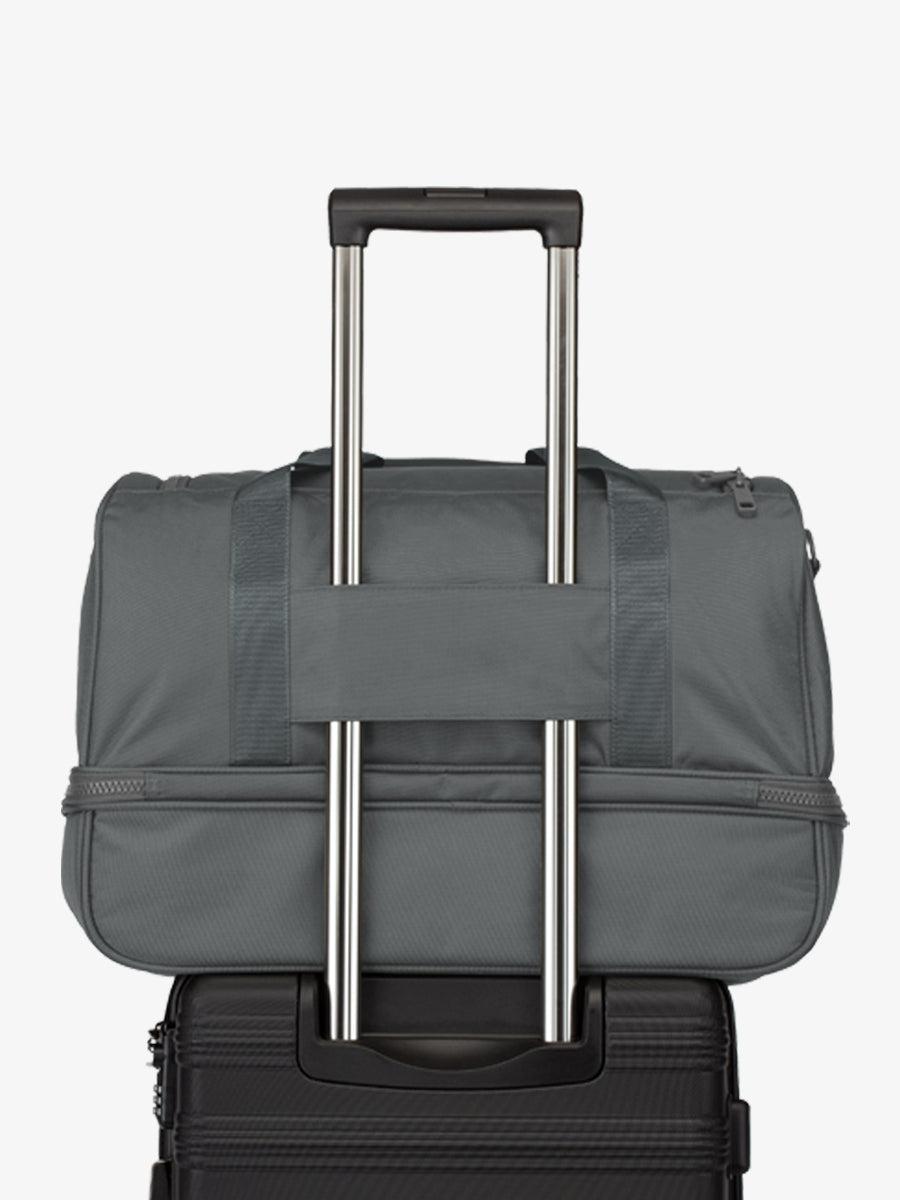 Stevyn Duffel Bag with Shoe Compartment | CALPAK